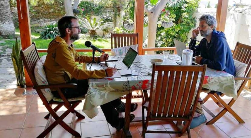 Los 5 mejores podcast de viajes - Podcast #28 | IATI Seguros